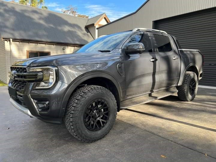 Ford Ranger Wildtrack (2022) on ROH Crawler – BG Marketing