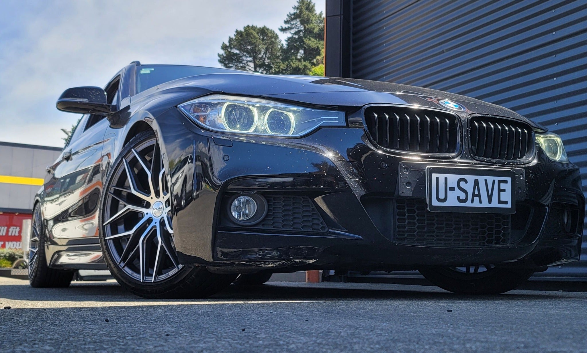 BMW 3 Series on ROH RF4 – BG Marketing