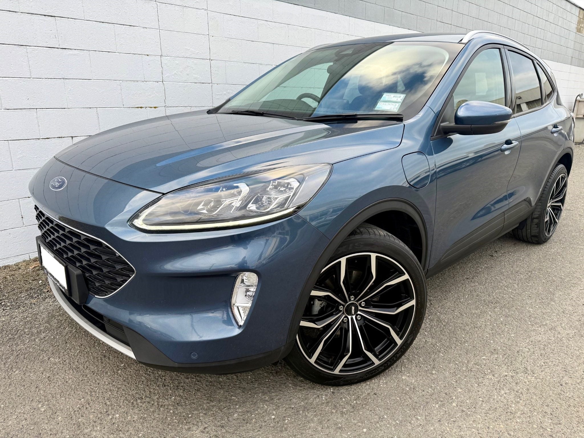 Ford Escape (2023) on BGW Black Widow – BG Marketing