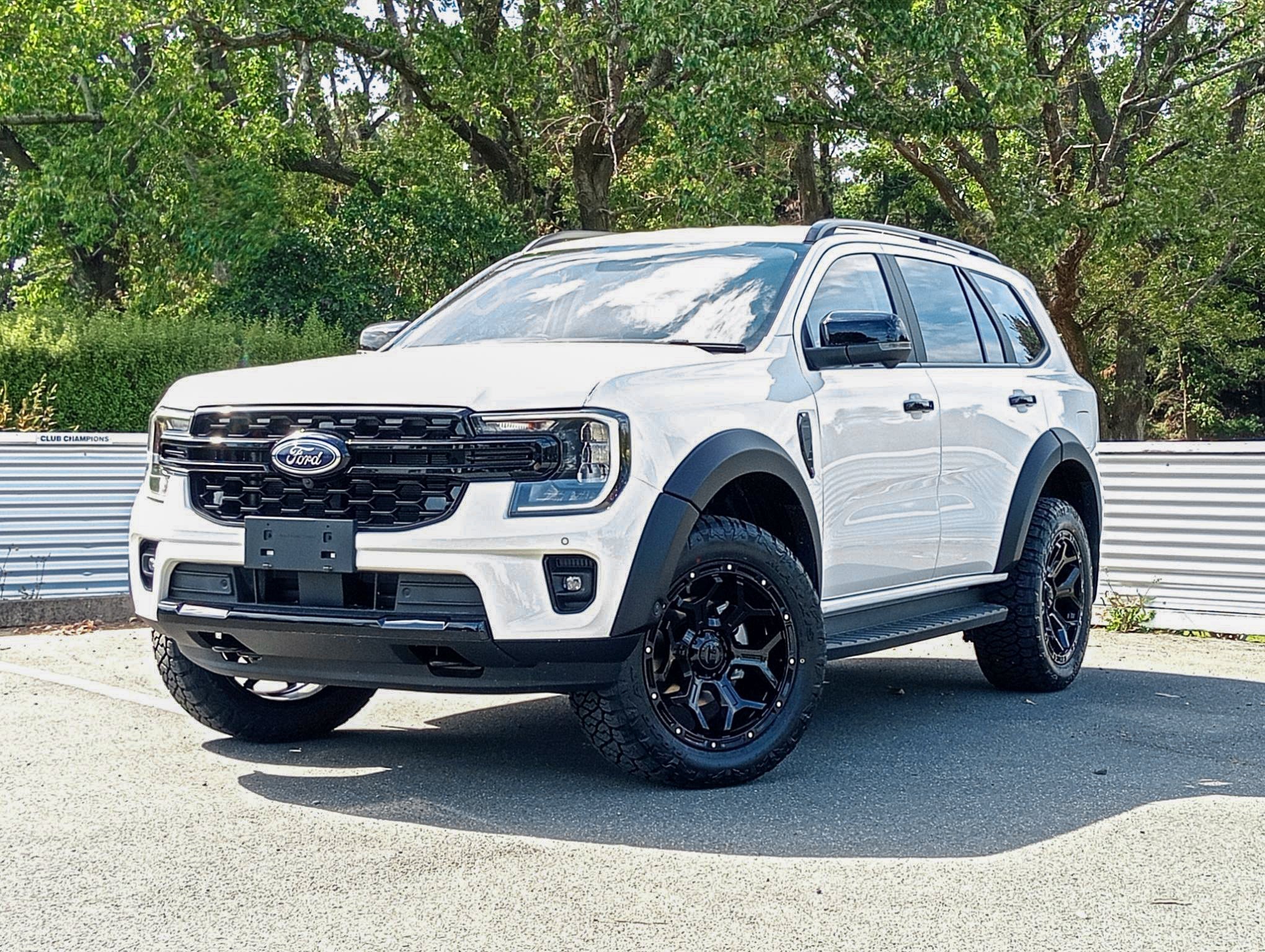 Ford Everest (2025) on BGW Goliath – BG Marketing