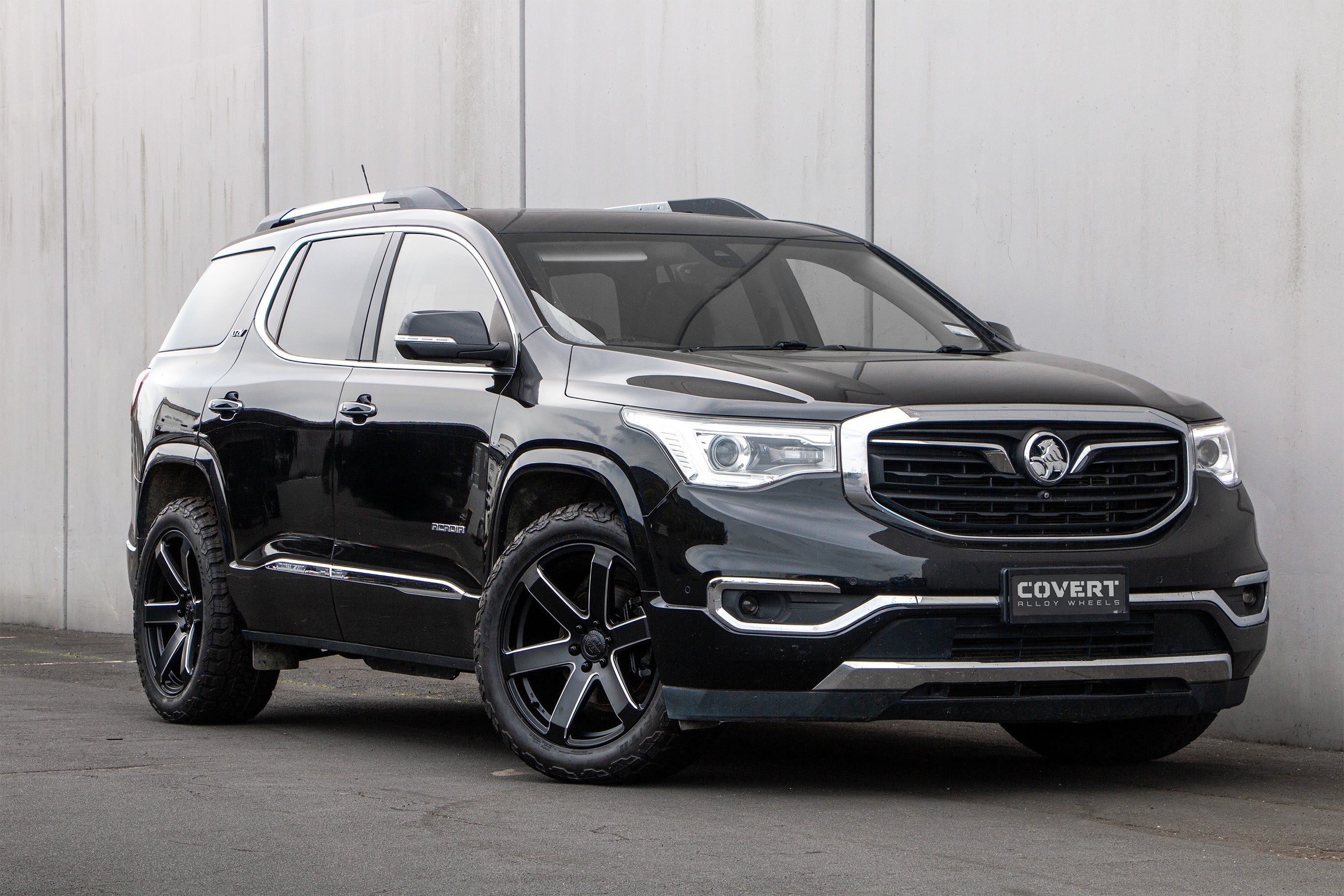 Holden Acadia (2019) on Covert RV6 – BG Marketing