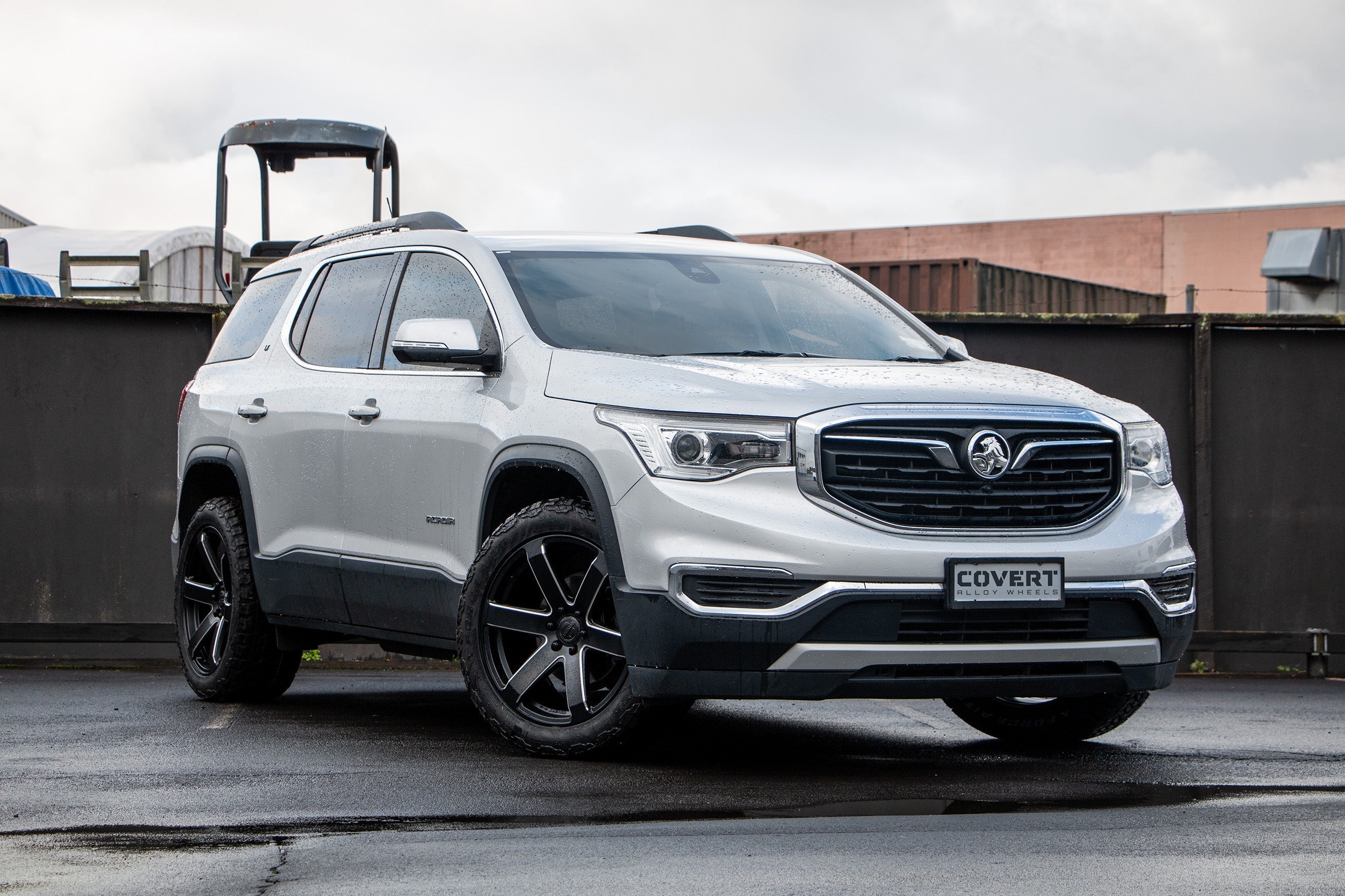 Holden Acadia (2020) on Covert RV6 – BG Marketing