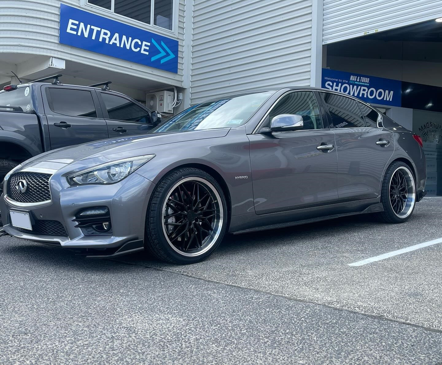 Nissan Skyline (2014) on Covert CV7 – BG Marketing