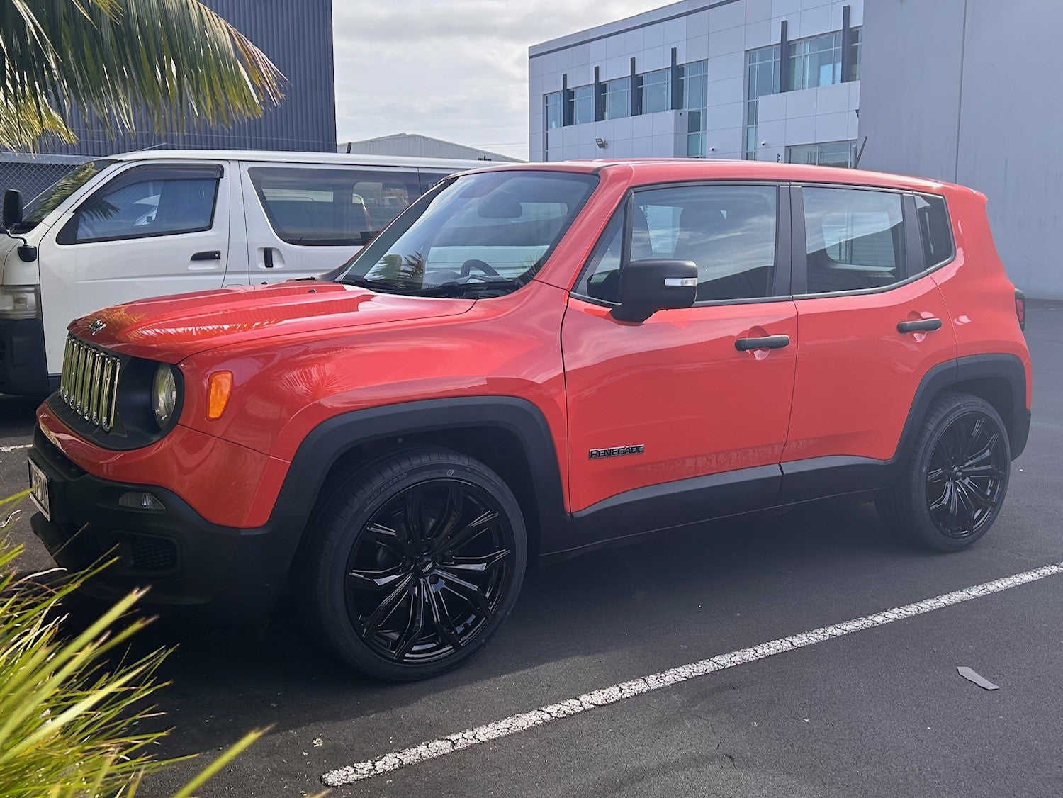 Jeep Renegade on BGW Black Widow – BG Marketing