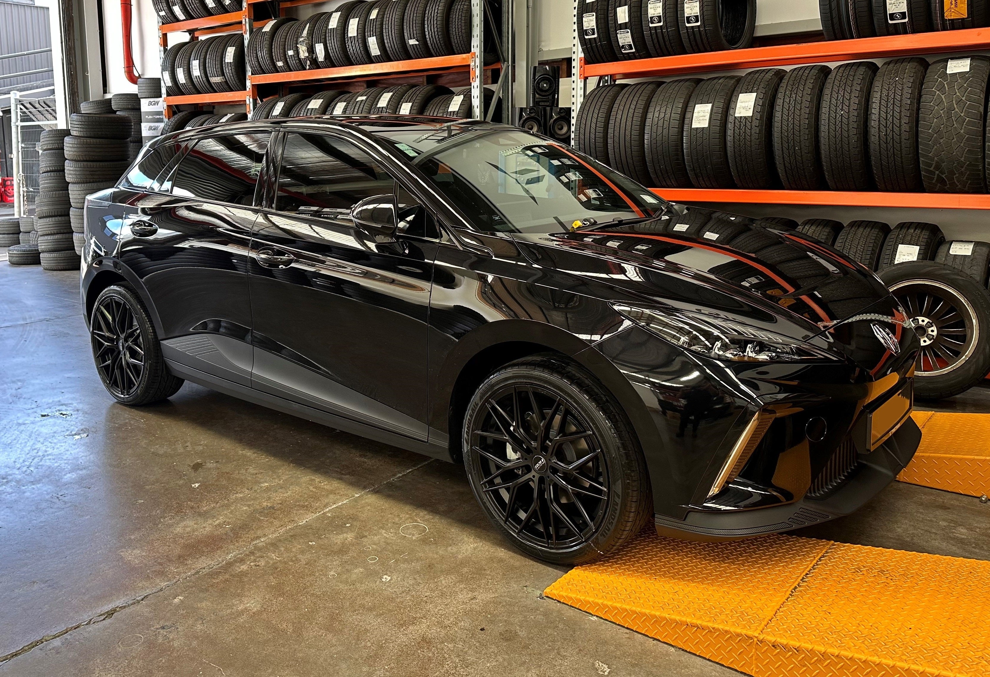 MG 4 (2024) on ROH RF4 – BG Marketing