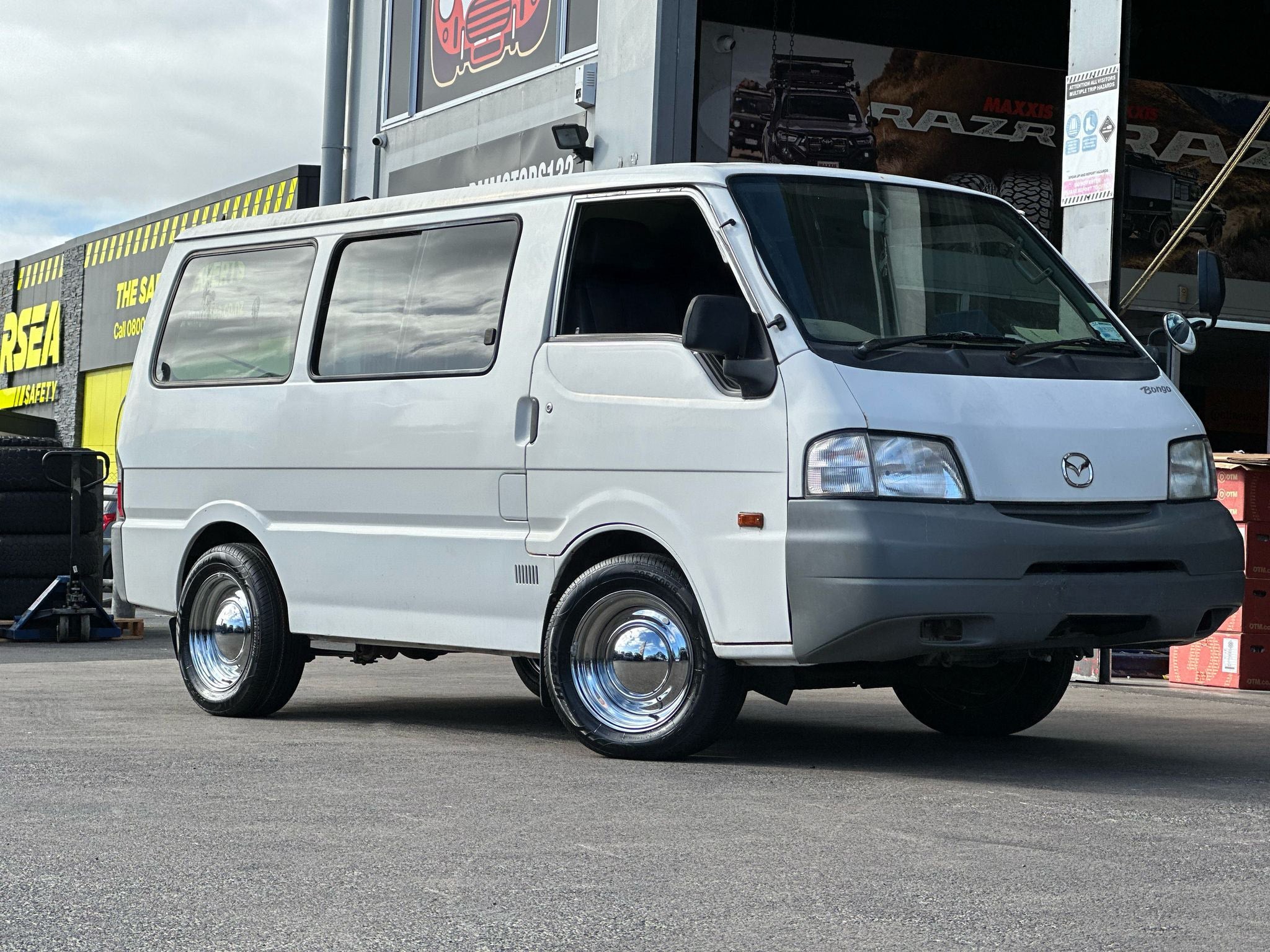 Mazda Bongo (2007) on Cragar Smoothie – BG Marketing