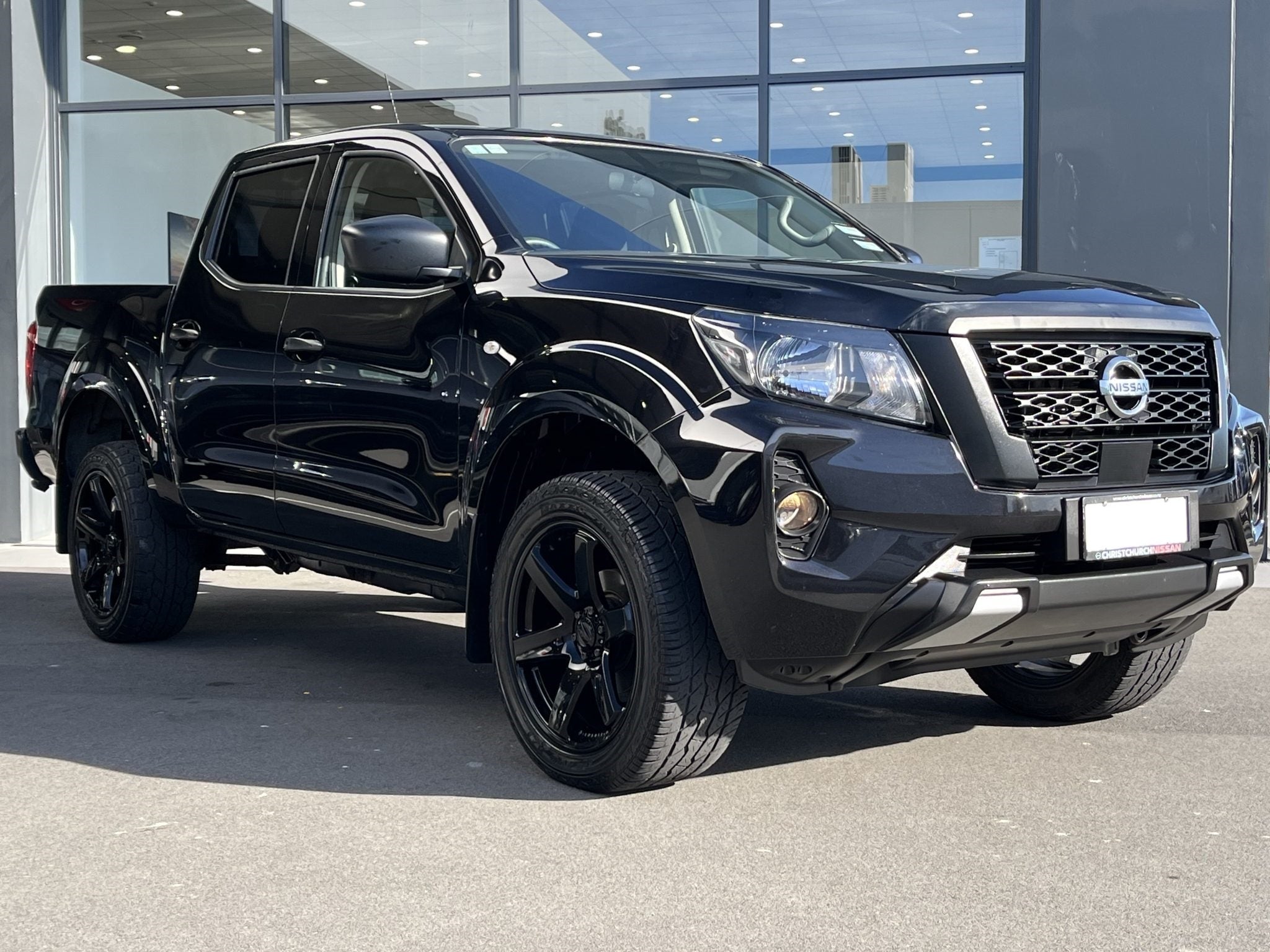 Nissan Navara (2021) on BGW Beast – BG Marketing