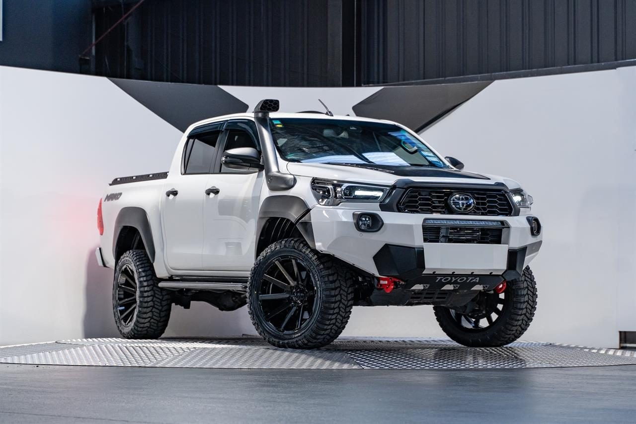 Toyota Hilux Mako (2022) on BGW Terror – BG Marketing