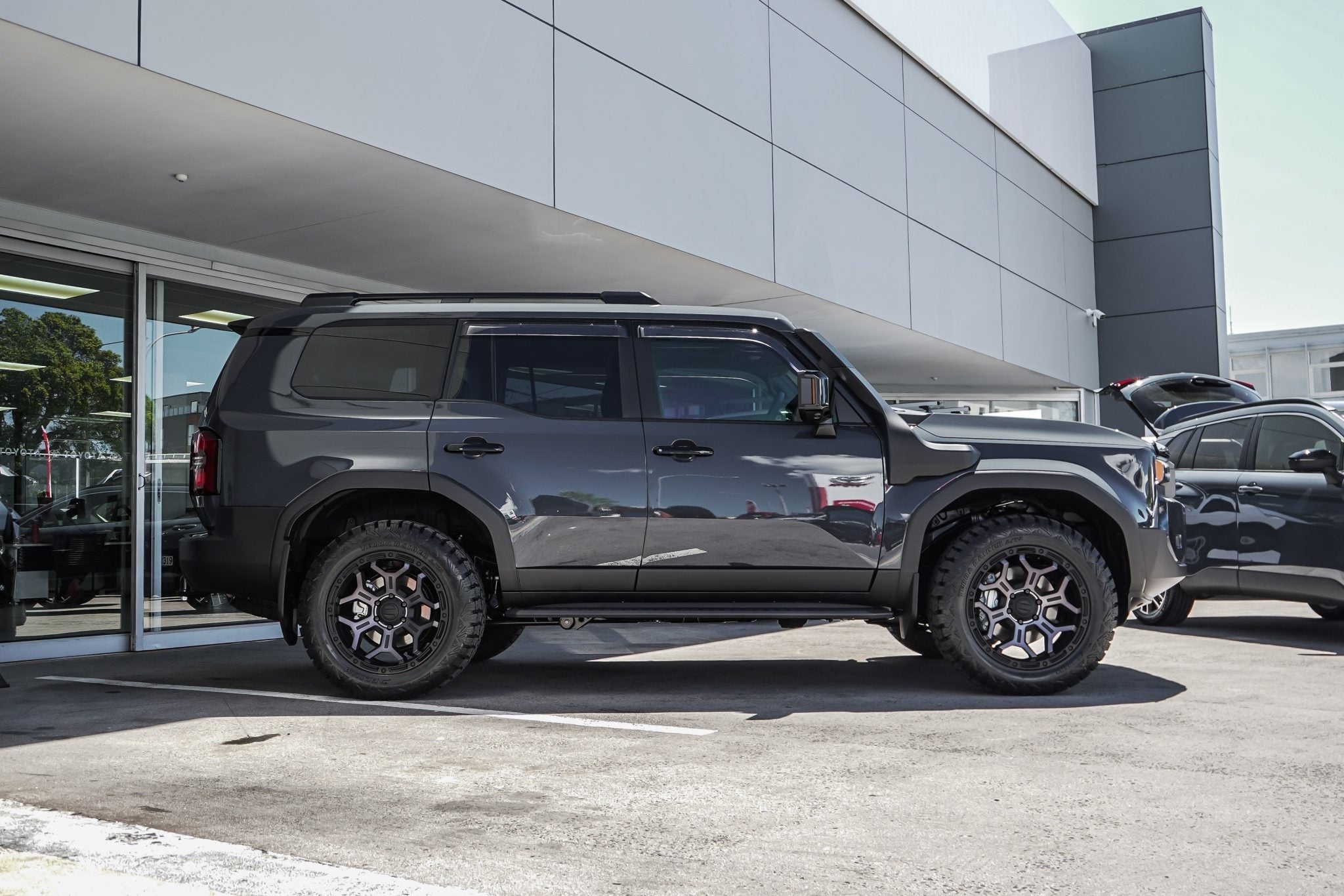 Toyota Land Cruiser Prado (2025) on BGW Goliath – BG Marketing